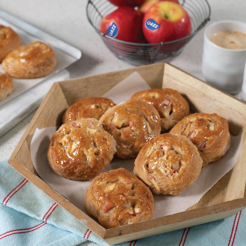 JAZZ™ APPLE & CINNAMON SCROLLS