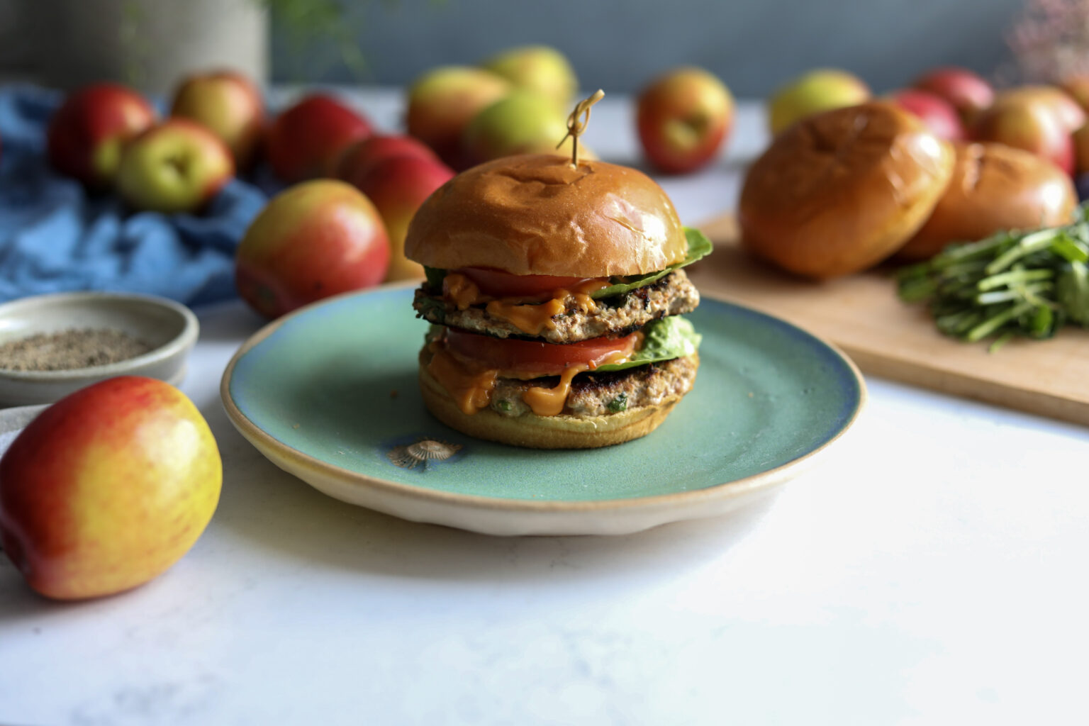 JAZZ™ Apple & Pork Thai-Inspired Smash Burgers - JAZZ Apple UK