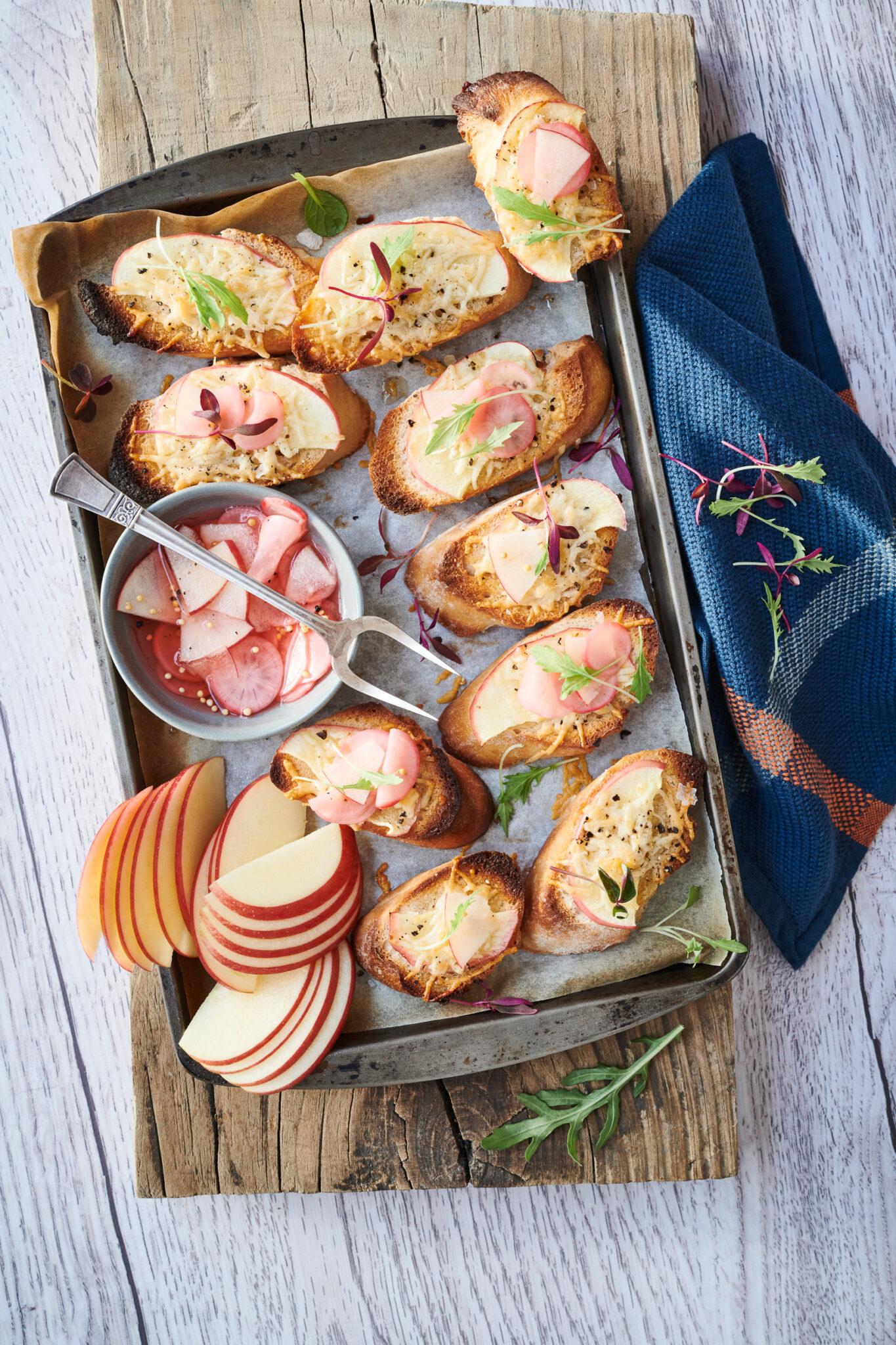 JAZZ™ apple open sandwiches